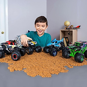 Monster Jam, Official Megalodon Monster Truck, Die-Cast Vehicle, 1:24 Scale