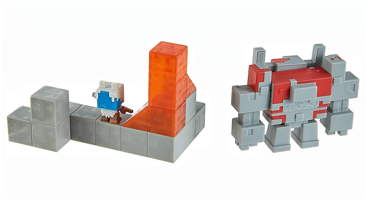 Minecraft Dungeons Mini Battle Box for Kids Ages 6+