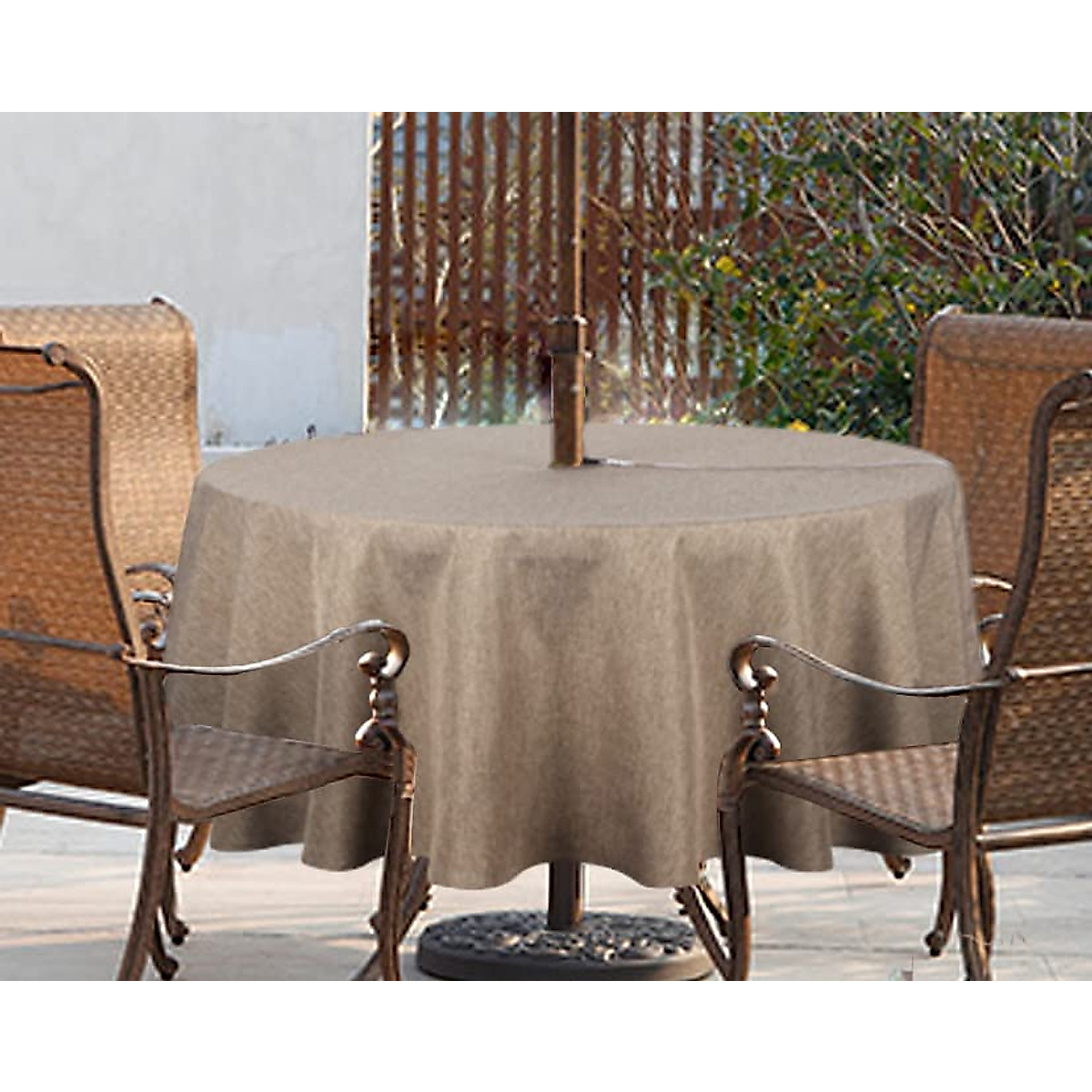 youngseahome Outdoor Tablecloth Wrinkle-Free Stain Resistant Waterproof Polyester Fabric Table Cover with Zipper Umbrella Hole for Picnic/Party/Dinner/Patio Garden(70inch Round,Zippered,Flax)