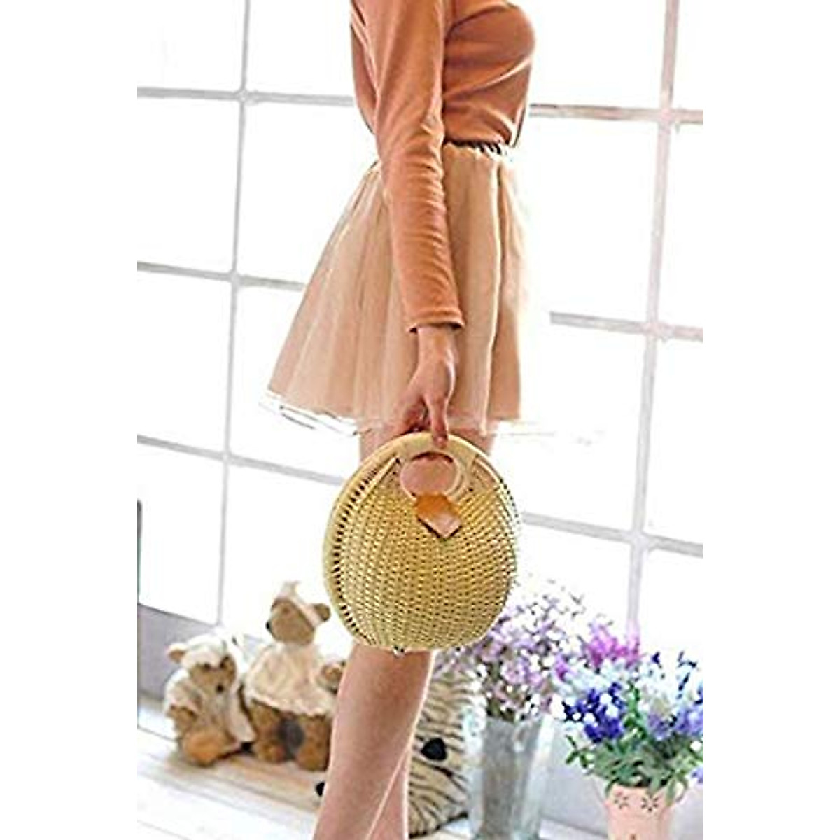Puedo Women Shell Shape Straw Bag Rattan Woven Beach Handbags Summer Straw Tote Bag (White)