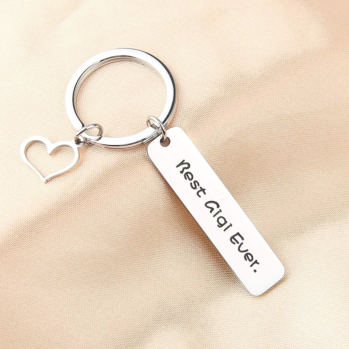 QIIER GiGi GIFT Best Gigi Ever Keychain Christmas Birthday Mother's Day Gift for Grandma (silver)