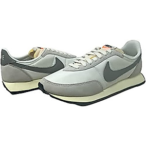 Nike womens Waffle Trainer 2 SE Shoe, Sail/Medium Gray/Light Bone, 9