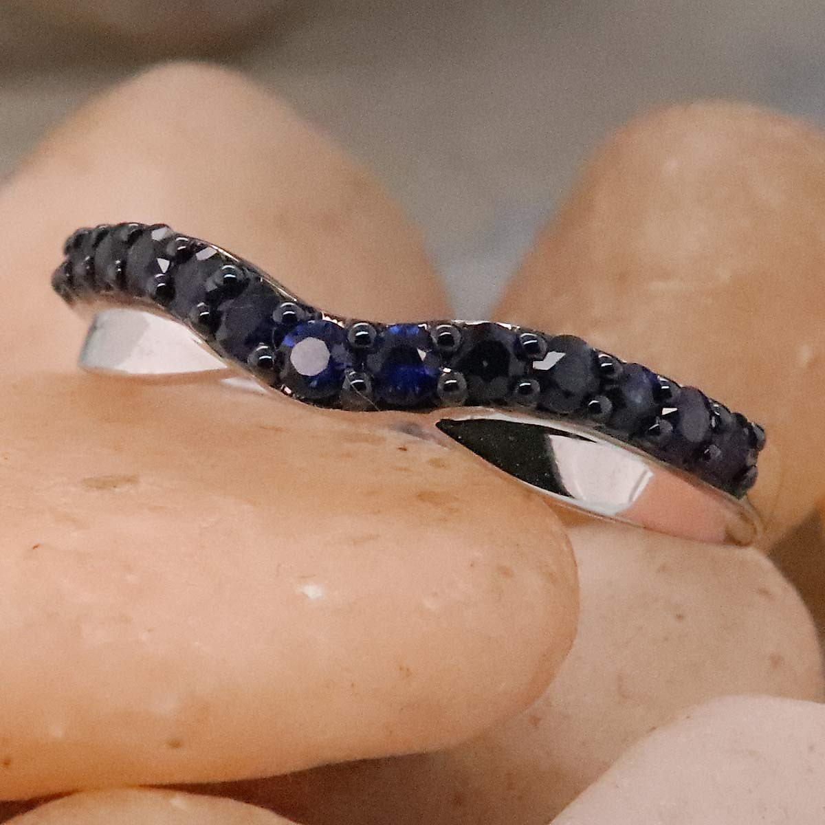 Dazzlingrock Collection 0.55 Carat (ctw) 14K Round Blue Sapphire Women Wedding Guard Contour Band 1/2 CT, White Gold, Size 7