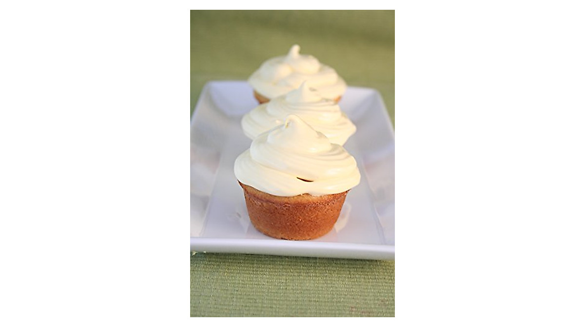 Delicious Vanilla Bean Baby Cake Mix for Cupcakes
