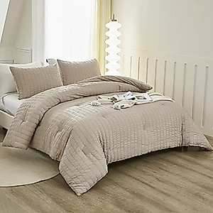 Litanika King Size Comforter Set Khaki, 3 Pieces Lightweight Seersucker Bedding Comforters Sets, Soft Bed Set (104x90In Comforter & 2 Pillowcases)