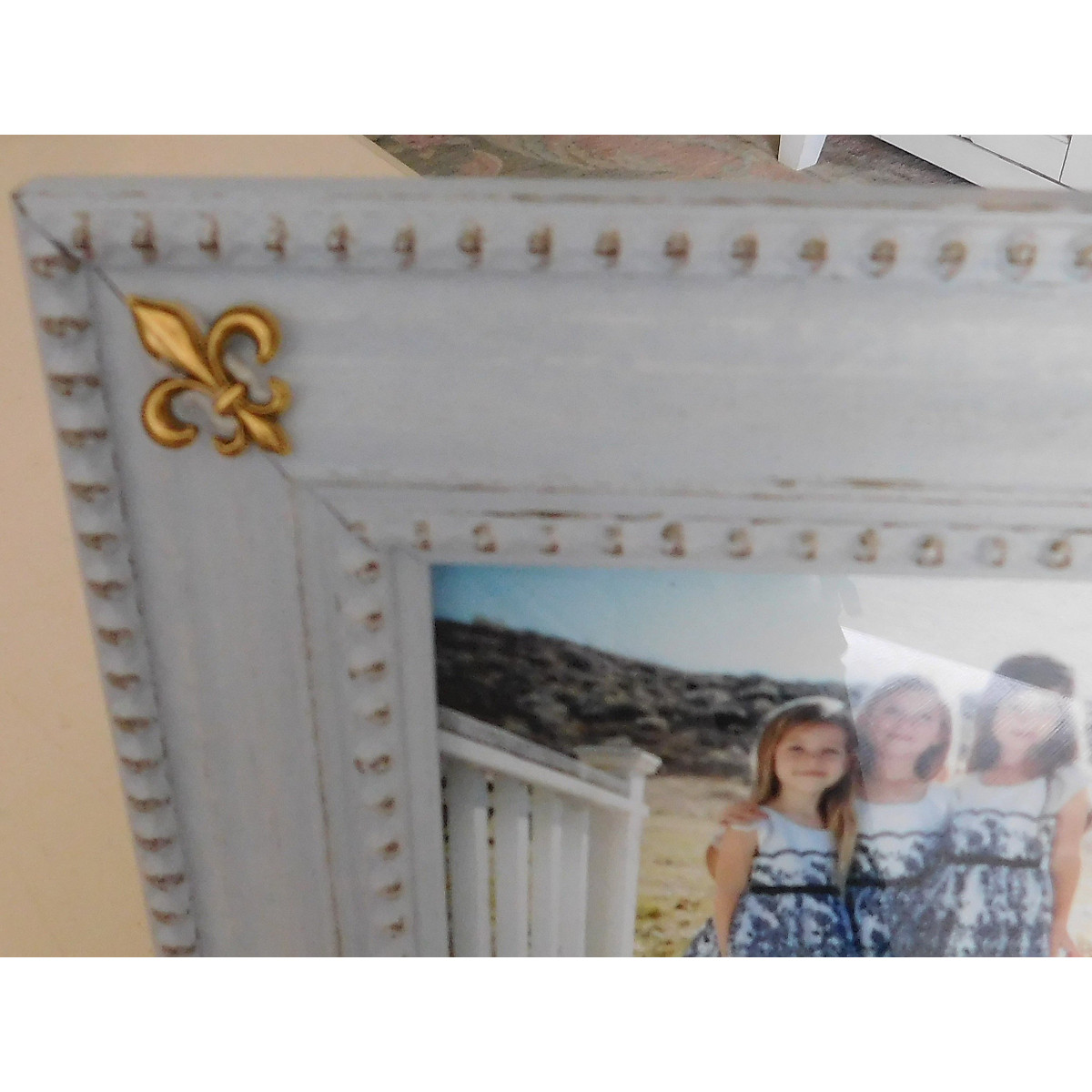 9PC Large Queen Bee Push Pins Antique Gold T-629AG