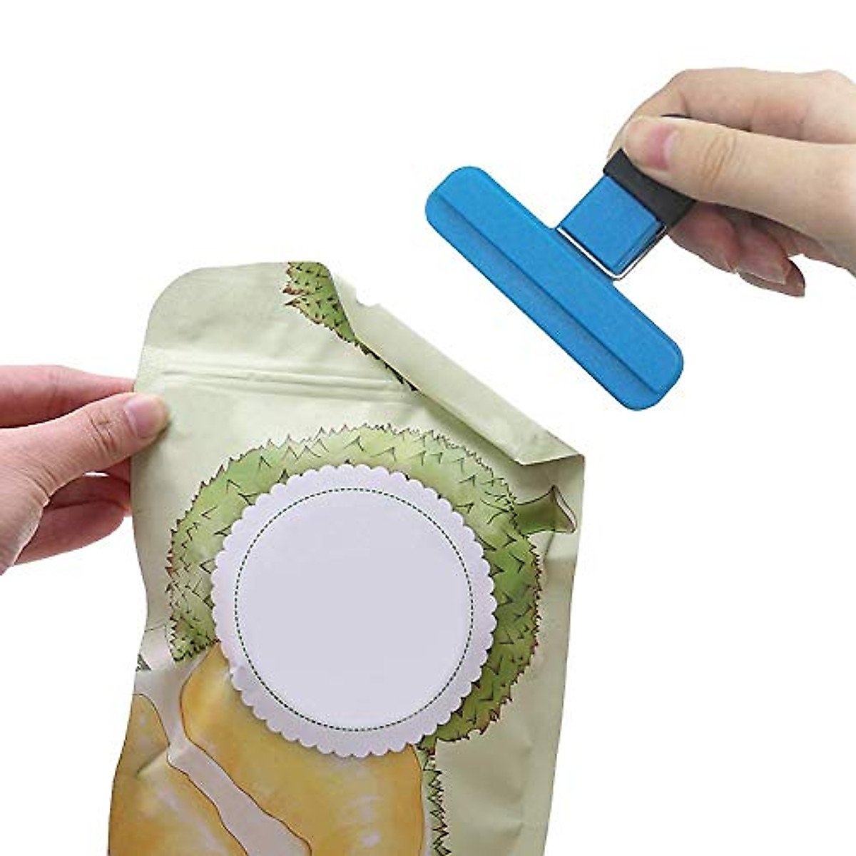 YAIKOAI 8 Pieces Large Chip Bag Clips Heavy Duty Food Sealing Clip Plastic Air Tight Seal Grip Plastic Bag Clamp for Bread Candy Chips Nuts Coffee Bags, Purple