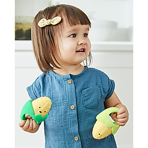 Skip Hop Baby Musical Toy Maracas, Farmstand, Mara-Corns