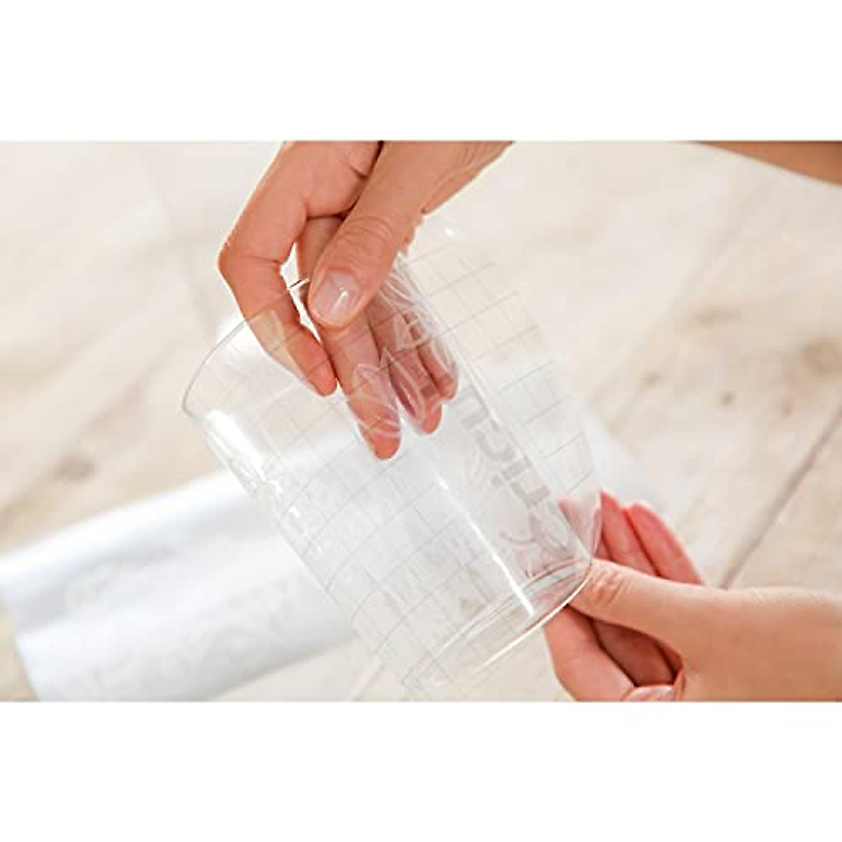Cricut Transfer Tape - 1ft x 21ft - Easy Transfer Adhesive Sheet for Vinyl Projects - Compatible with Most Vinyl Types - Clear