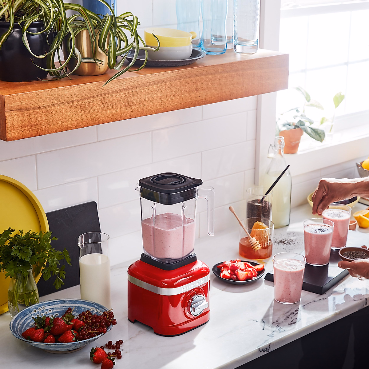 KitchenAid K150 3 Speed Ice Crushing Blender with 2 Personal Blender Jars - KSB1332