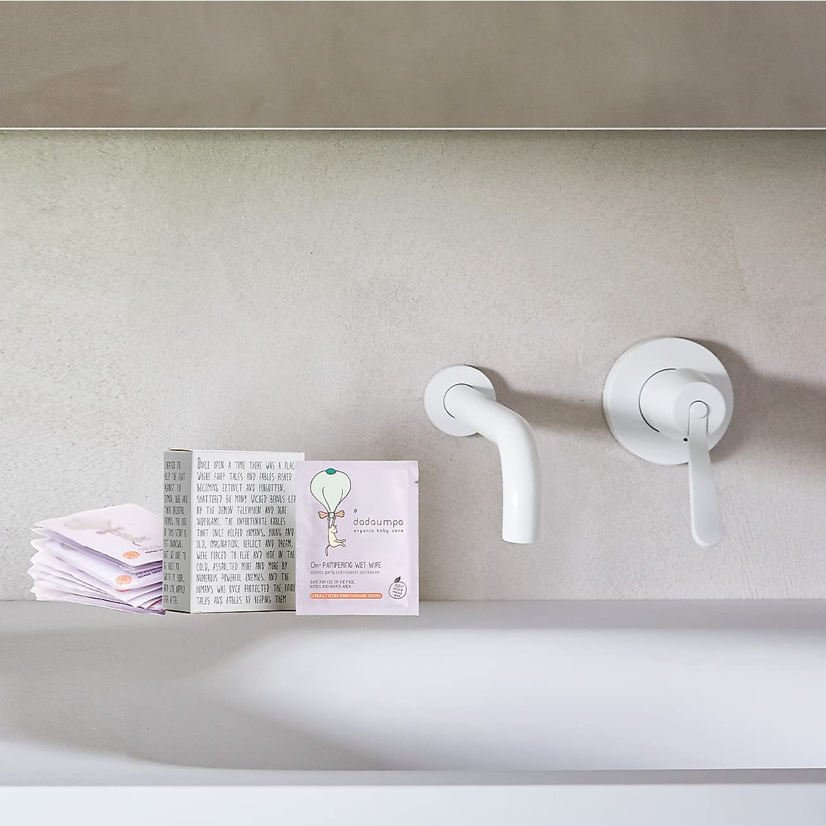 Dadaumpa Box Of 8 Individually Wrapped Sensitive Baby Wet Wipes, with Marigold and Almond Organic Oils - - Made in Italy with 100% Recycled Packaging