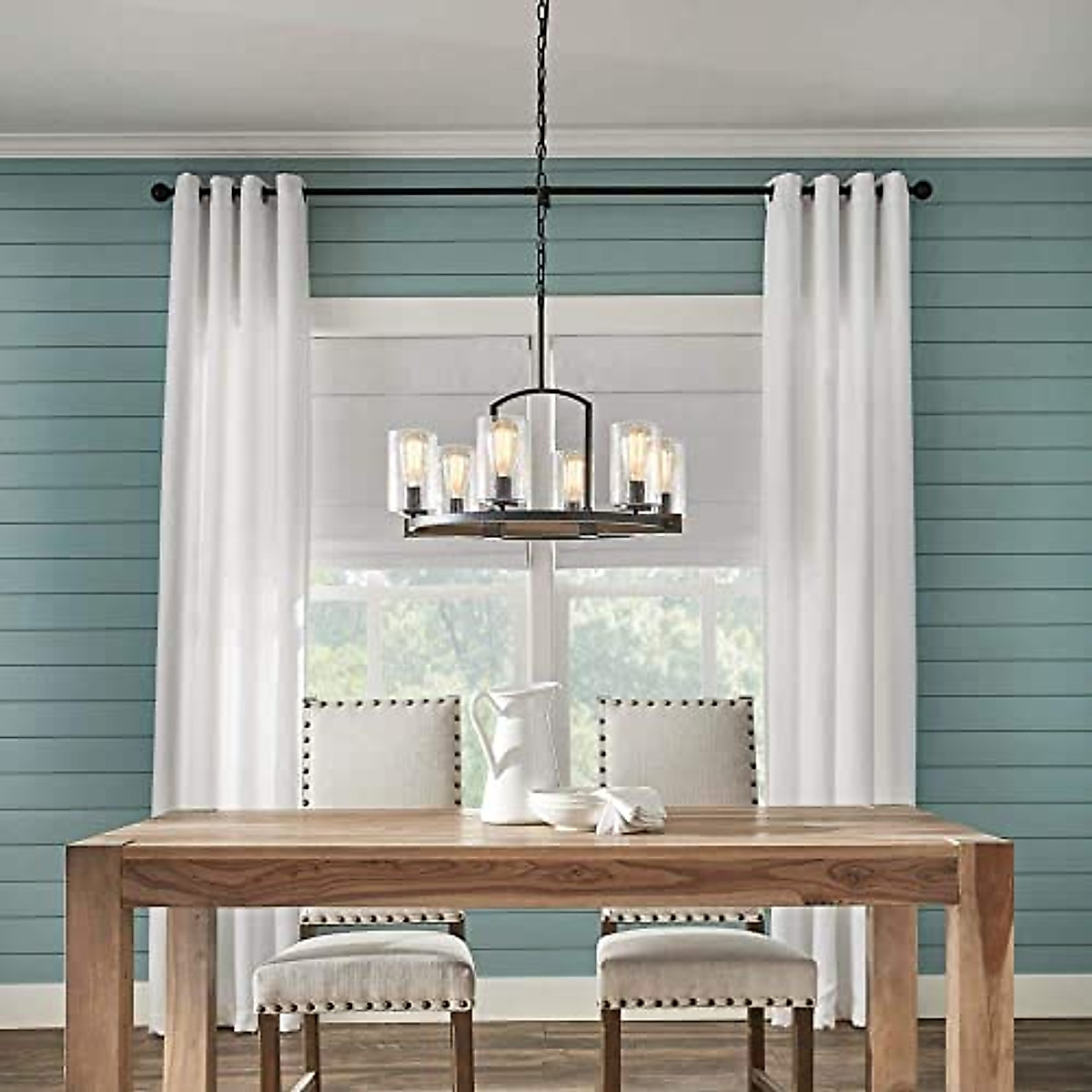 Newbury Manor Collection 6-Light Vintage Bronze Chandelier