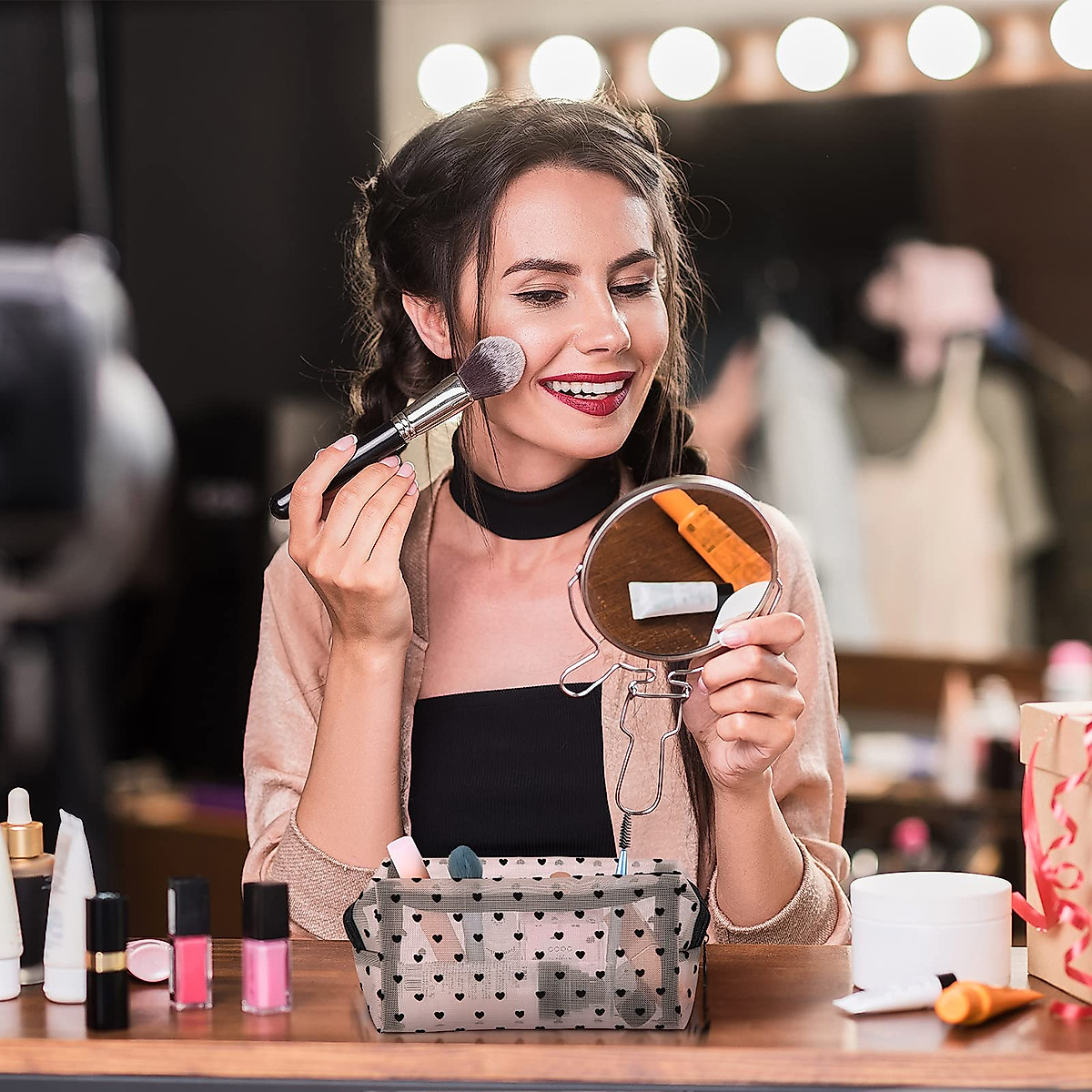 Frienda 6 Pieces Heart Makeup Bag Sets, Cute Heart Mesh Cosmetic Bag Mesh Zipper Makeup Toiletry Pouch Portable Travel Zipper Pouch for Women Vacation Travel, 6 Sizes(Beige and Black)