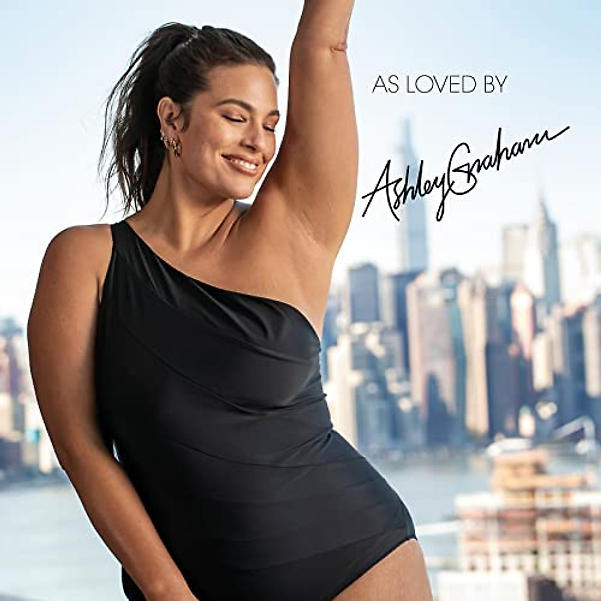 St.Tropez Self Tan Classic Mini Kit, Travel Size, Fake Tan Mousse 1.69 Fl Oz and Applicator Mitt, Vegan, Natural & Cruelty Free