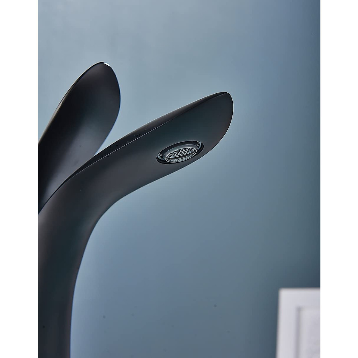 ItoNc Kitchen Sink Mixer Taps Bath Faucets, Rose Brass Basin Faucet, Solid Cold and Hot Water Mixer, Bathroom Faucet, Single Handle Water Sink Tap Compatible with Balcony Laundry,Kitchen faucets