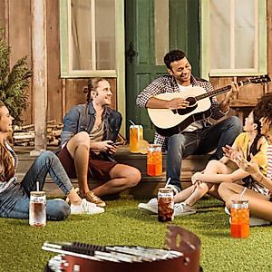 La Llareta 4 Pcs Drinking Glass with Lids and Straw, 540ml Iced Coffee Cups, Shaped Beer Glasses Cups, with 2 Straw Brushes, for Cola, Smoothies, Cocktails, Soda