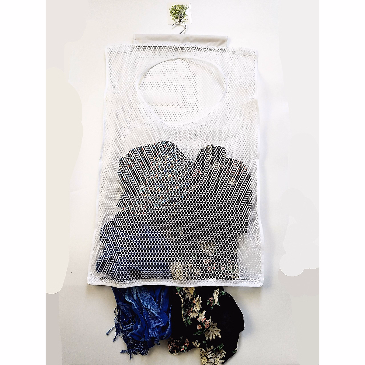 Dearjana Door-Hanging Mesh Laundry Hamper Bag, Space Saving Corner Small Laundry Basket Dirty Clothes Hamper with Rotating Metal Hanger for Apartment, RV, Camper, Cabin, College Dorm Use(White)