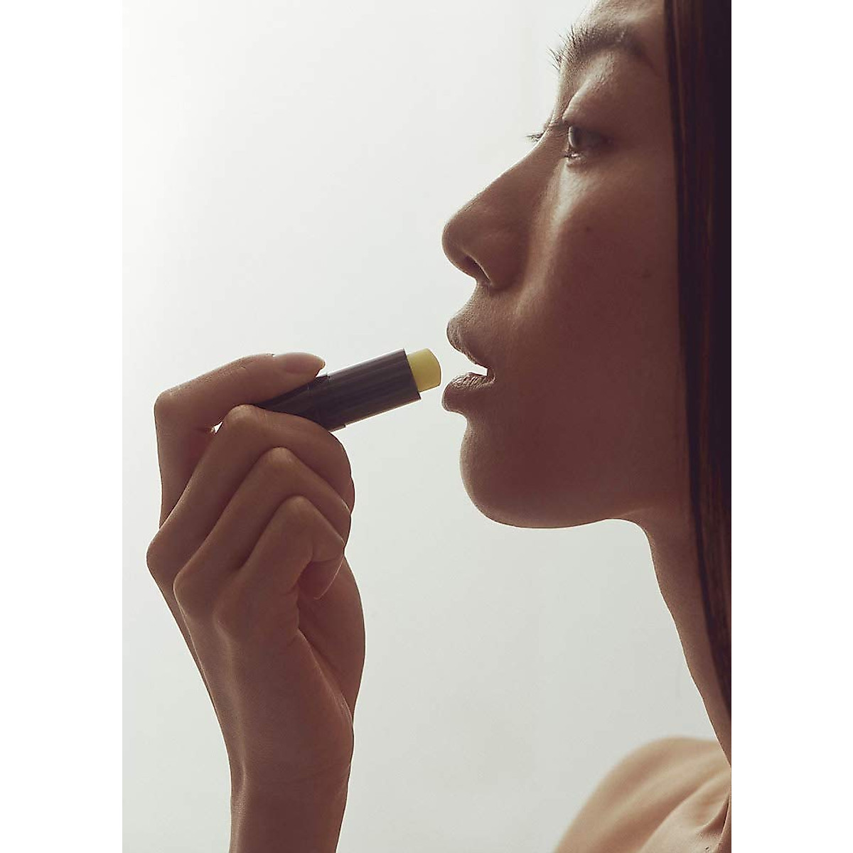 Henné Organics Luxury Lip Balm V2 - Natural and Organic Moisturizer - 0.15 Ounce Stick