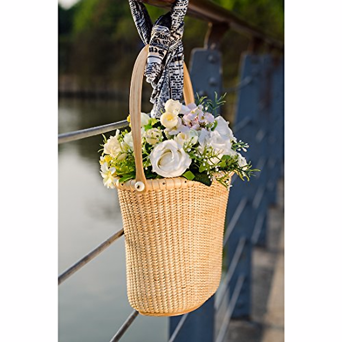 Teng Tian Basket Hanging Basket Series Newspaper and Magazine hang on the wall organizer