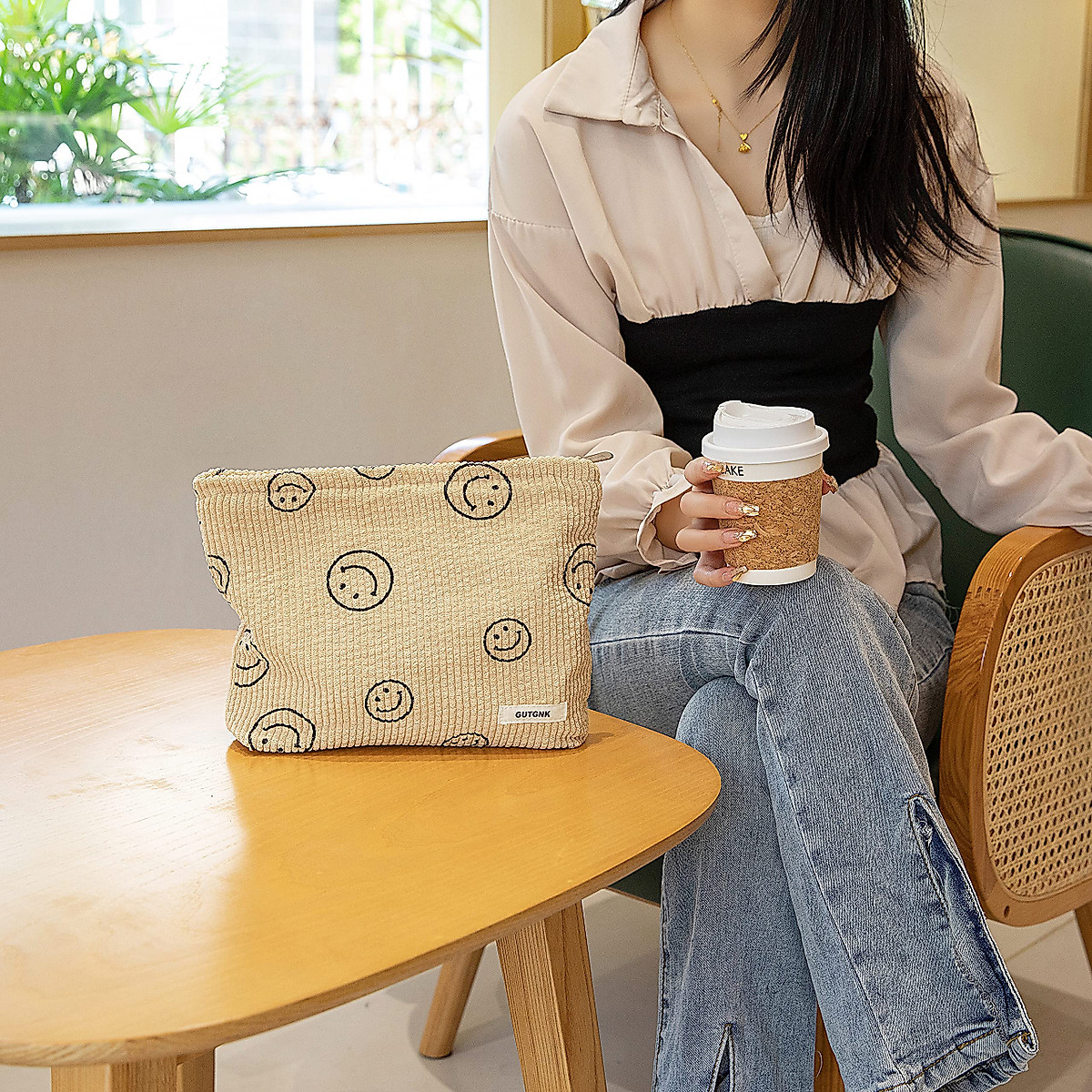 GUTGNK Makeup bag for Women, Corduroy Cosmetic Bag Aesthetic Design Ladies Tote Bag,Cute Smiley Face Makeup Organizer with Zipper - Khaki