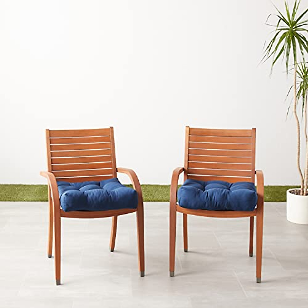 Amazon Basics Tufted Outdoor Patio Square Seat Cushion 19 x 19 x 5 Inches, Insignia Blue - Pack of 2