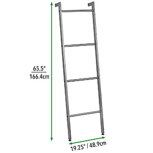 mDesign Metal Leaning Blanket and Towel Ladder - Blanket Ladder for Bedroom and Towel Ladder for Bathroom - Throw/Quilt Display Holder Rack - Nursery Wall Ladder - Blanket Ladder Decor - Graphite Gray