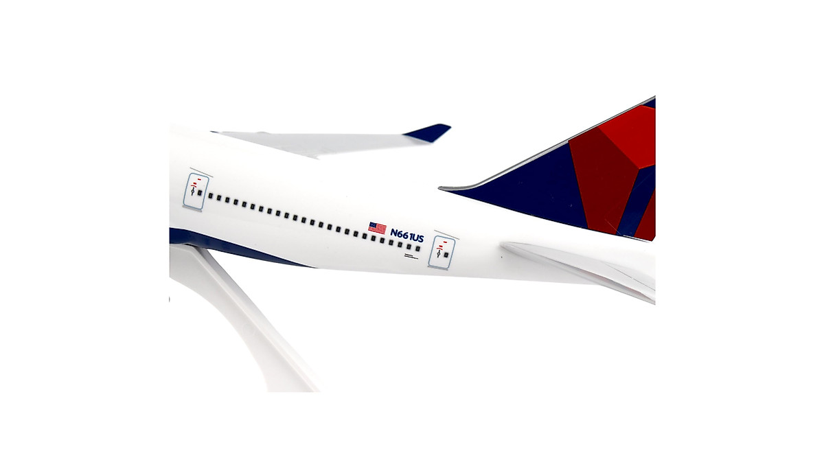 Delta 747-400 Model Kit 1/200 Scale - Accurate, Easy Assembly