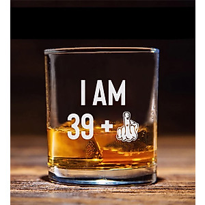 QPTADesignGift I Am 39 + Middle Finger Whiskey Glass - Whiskey Glass Etched - 40Th Birthday - Funny Birthday Turning 40Th - Fathers Day Glass - Funny 40Th Birthday