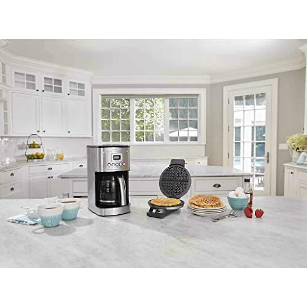 Cuisinart Classic Waffle Maker, Round, Silver