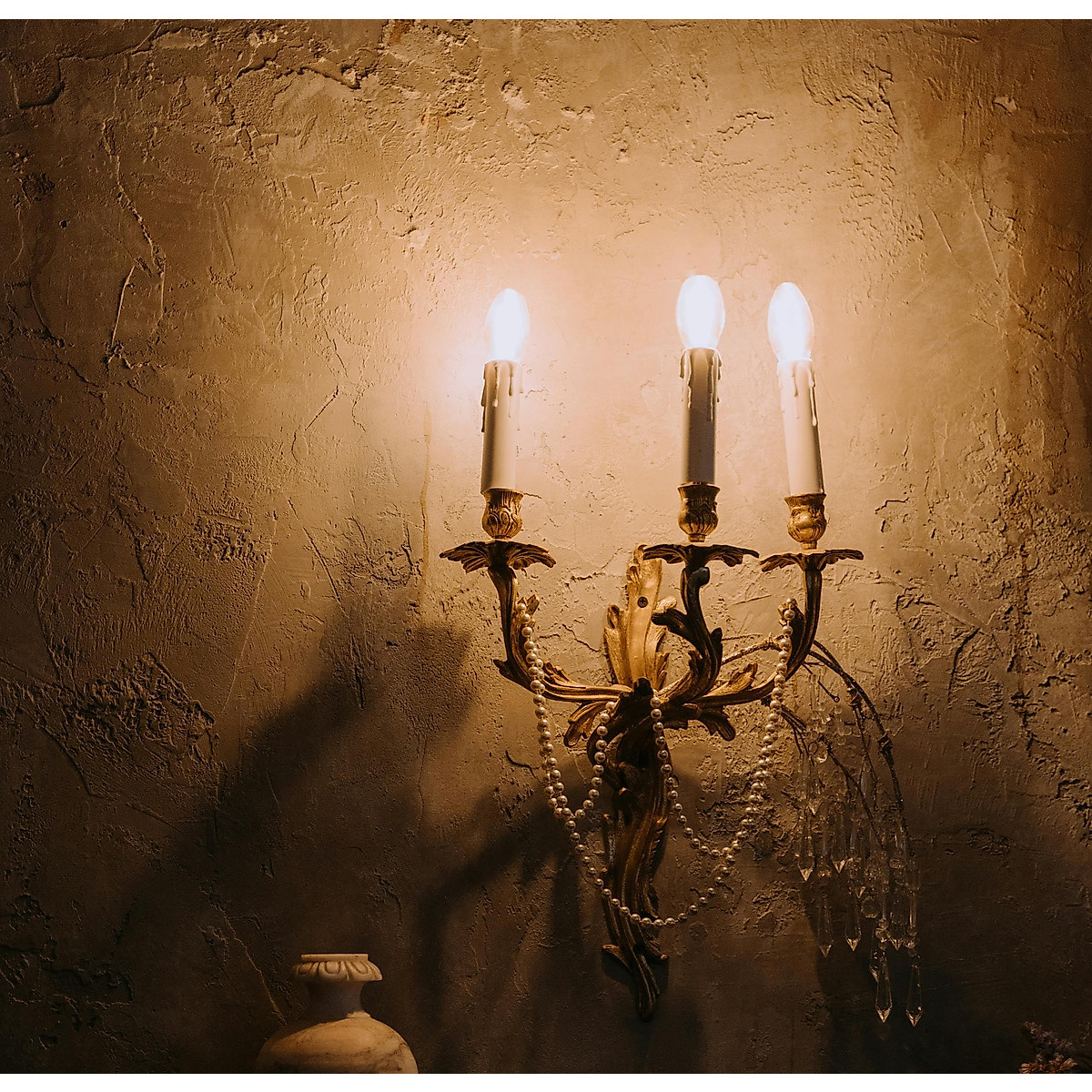 Iconikal 5-Watt C7 Night Light Candelabra Bulbs, Clear, 24-Count for Lamps Nightlights Lanterns String Lights