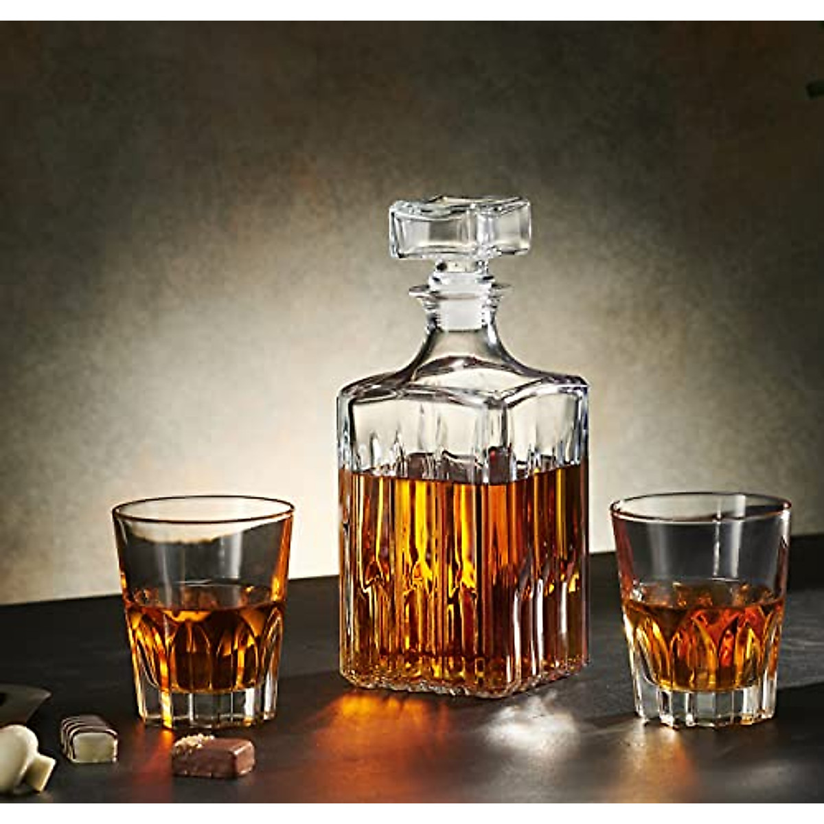 Godinger Whiskey Decanter and 2 Whiskey Glasses Bar Set, Italian Made Decanter for Liquor Scotch Bourbon Vodka