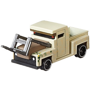 Hot Wheels 2021 - Minecraft - Character Cars - Iron Golem - 4/8 GYB68