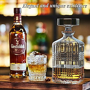 Whiskey Decanter with Sealed Irregular Stopper,Novel Lead-Free Crystal Glass Bottle, Gift for Friends,Glass Decanter for Vodka,Wine, Juice and Water (Square Lattice)