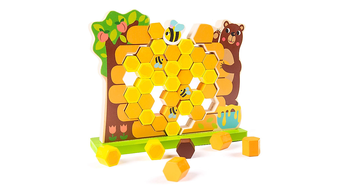 Honeycomb Havoc: Fun Board Game for Kids