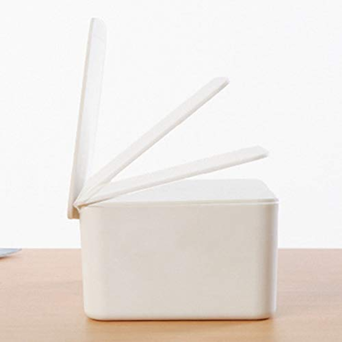 Wipes Dispenser,KinAndKen Baby Wipes Dispenser Refillable Wipe Container with Sealing Design,Keeps Wipes Fresh, One-Handed Operation. Non-Slip, Easy Open/Close Wipes Pouch Case