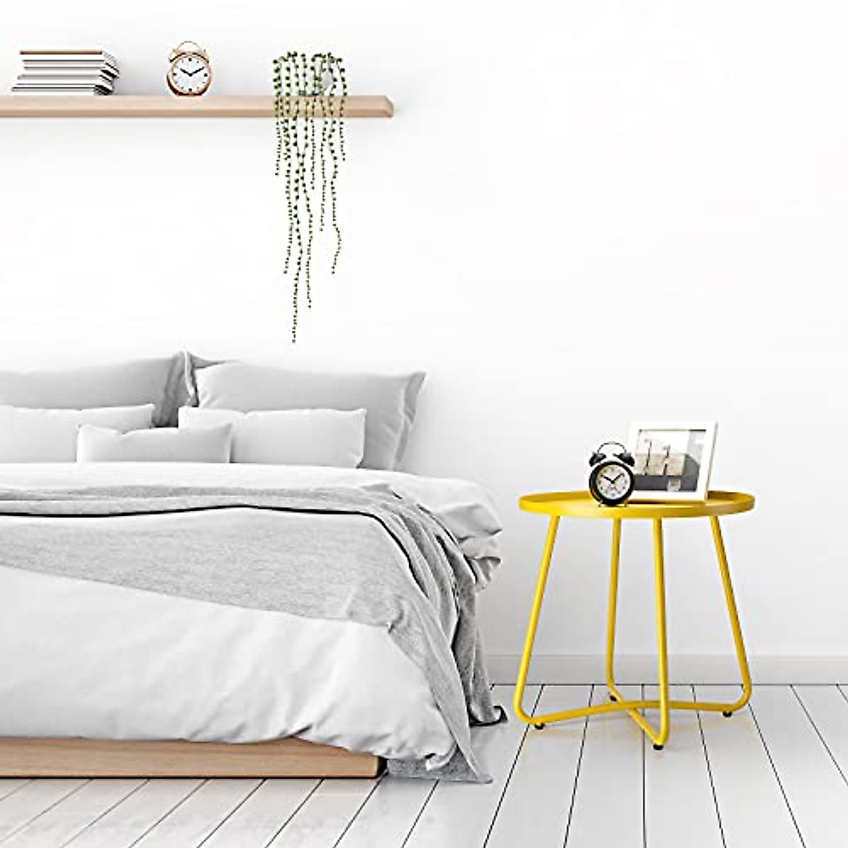 danpinera Outdoor Side Tables, Weather Resistant Steel Patio Side Table, Small Round Outdoor End Table Metal Side Table for Patio Yard Balcony Garden Bedside Yellow