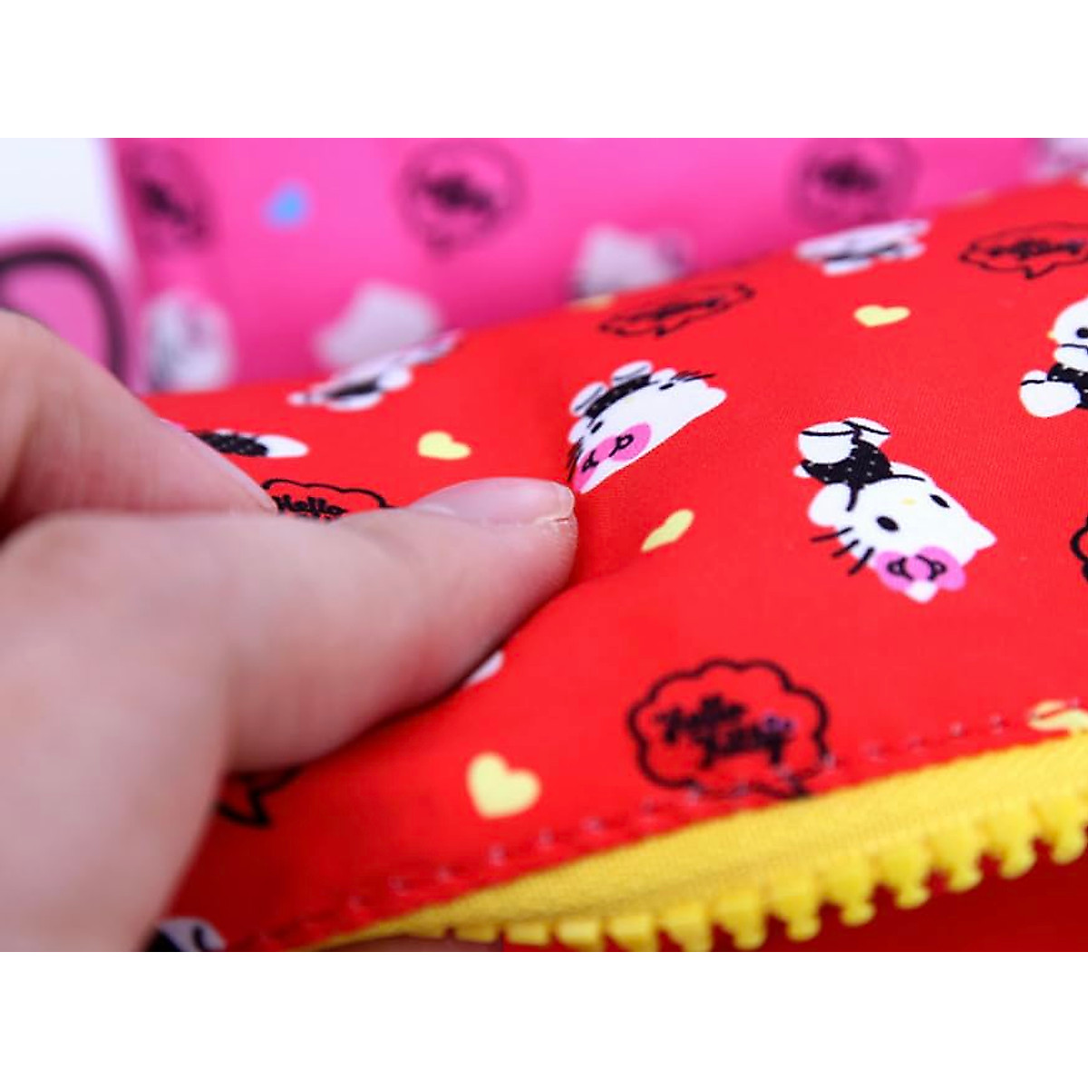 Bandal & Neoul Kitty's Pink & Red Writing Instrument Pouch with Bold Zipper (Pink)