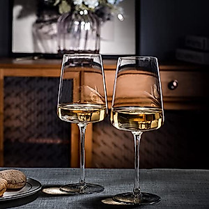 Hand Blown Red Wine Glasses Set of 4 – Premium Crystal Wine Glasses With Long Stem,19 oz – Unique Gift for Wedding,Birthday,Anniversary – Ideal for Restaurants,Home Bar