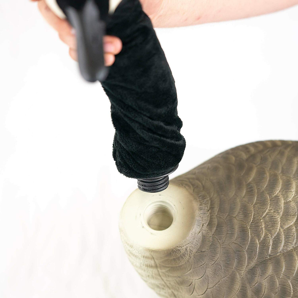 FLEXFLITE DECOYS Goose 4 Pack, Flexible Neck, Unlimited Head Positions, Feather Tracking Paint, Removable Flocked Neck Sleeve, Machine Washable