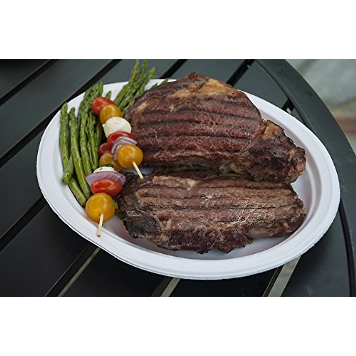 Chinet Classic White Dinner Plates