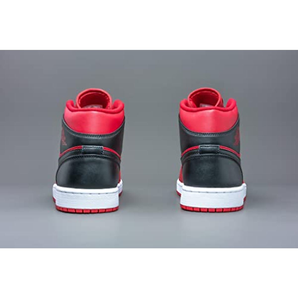 Jordan Mens 1 Mid 554724 660 Reverse Bred - Size 9