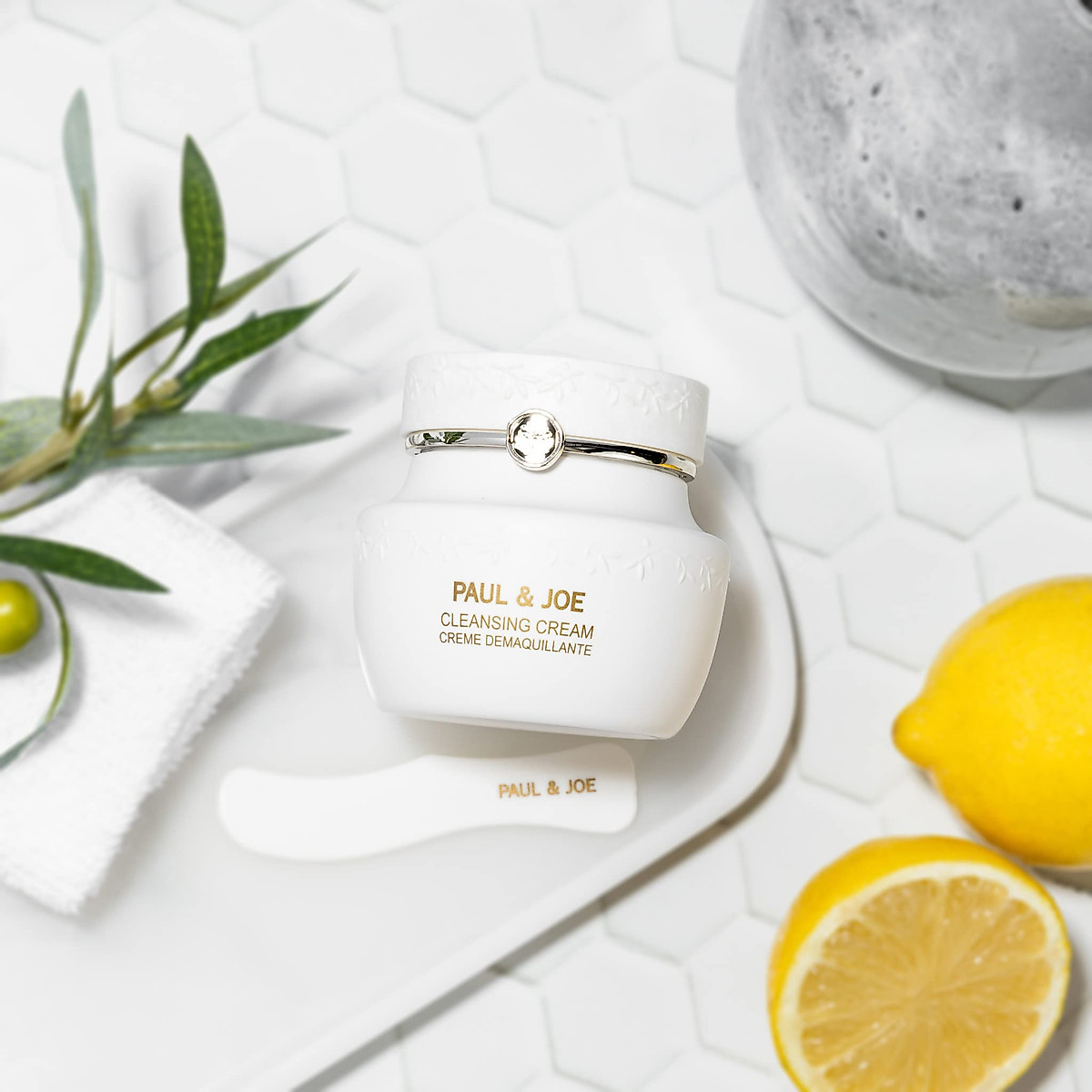 Paul & Joe Cleansing Cream – Ideal for Drier Skin Types – Thoroughly Removes all Makeup and Impurities