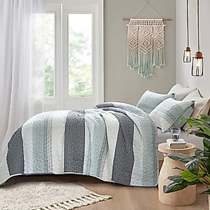 Mybedsoul Queen Quilt Set (96x90 Inch) - 3-Piece Mint Green Patchwork Bedspread Coverlet Set with 1 Striped Quilt and 2 Pillowcases - Soft Microfiber Stitched Bedding for Luxurious Comfort