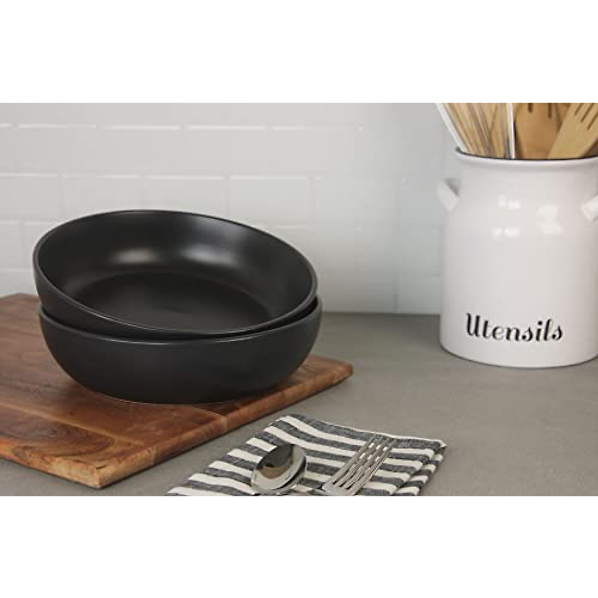 10 Strawberry Street Wazee Matte 9"/48oz Serving Bowl, Set of 2, Black