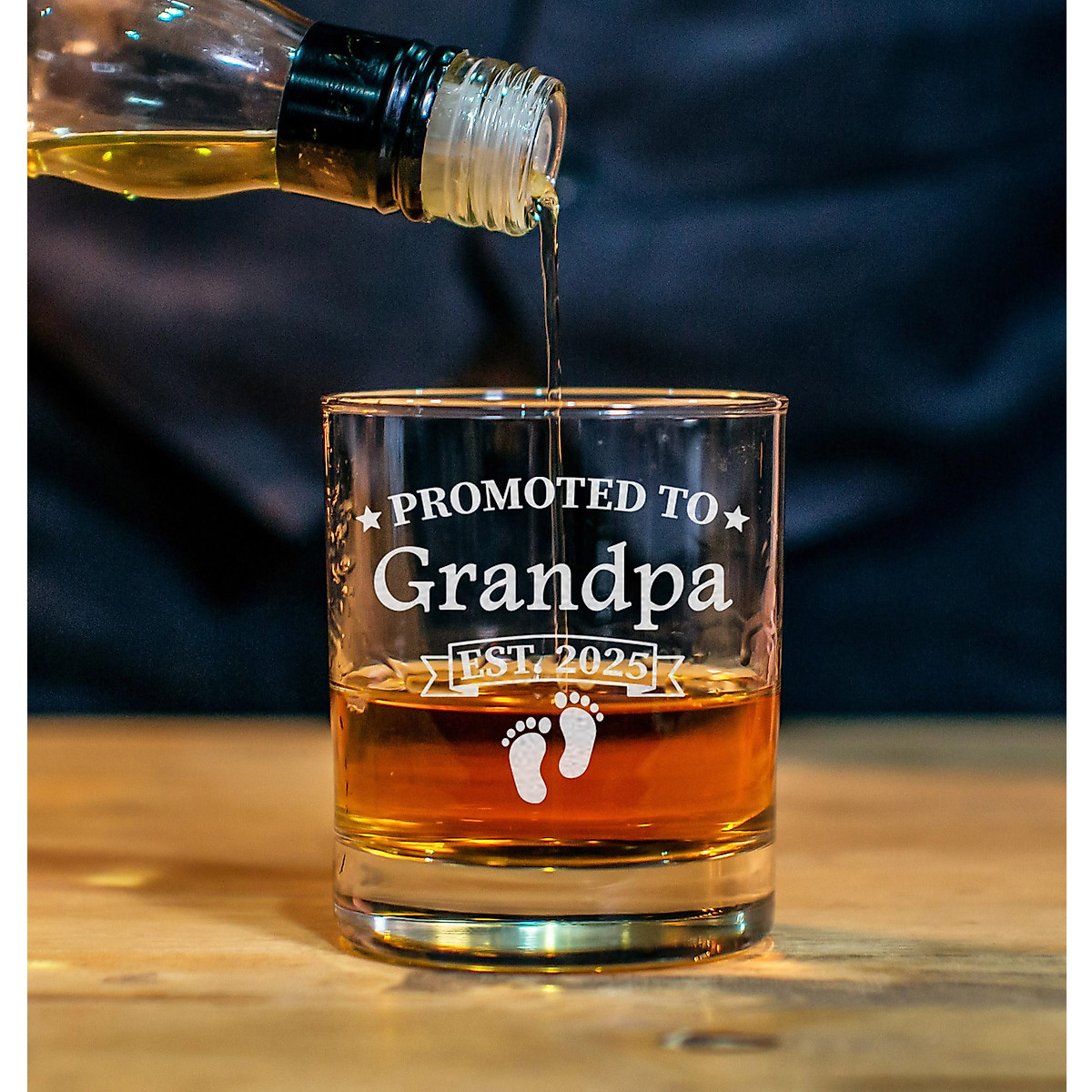 CARVELITA Promoted To Grandpa Est 2025 Whiskey Glass - 11oz Old Fashioned Bourbon Rocks Glass - First Time Grandparents Gifts - Grandparent Announcement - New Grandparent Gifts First Time, Papa To Be