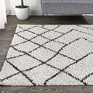 JONATHAN Y SHG101A-8 Inca Moroccan Diamond Shag Indoor Area -Rug Bohemian Contemporary Geometric Easy -Cleaning High Traffic Bedroom Kitchen Living Room Non Shedding, 8 X 10, Beige/Dark Gray