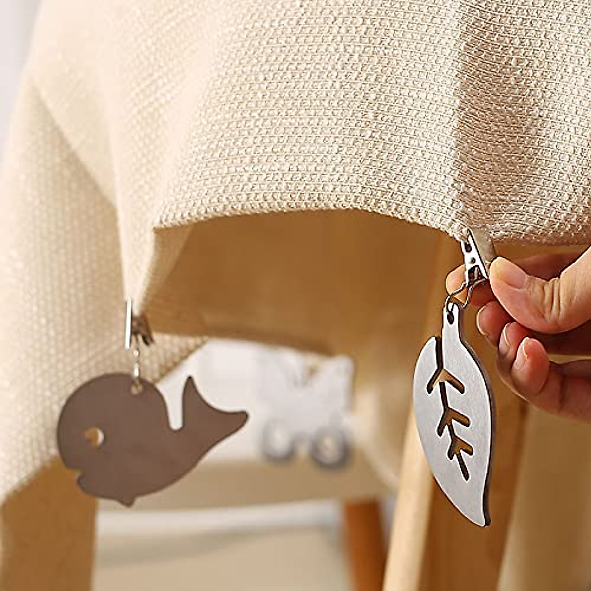 HY&GH Tablecloth Weights HeavyTablecloth Clips 8PACK Flag Weights Picnic Tablecloth Curtain Weights Camping Outdoor Curtain Weights (Flower)