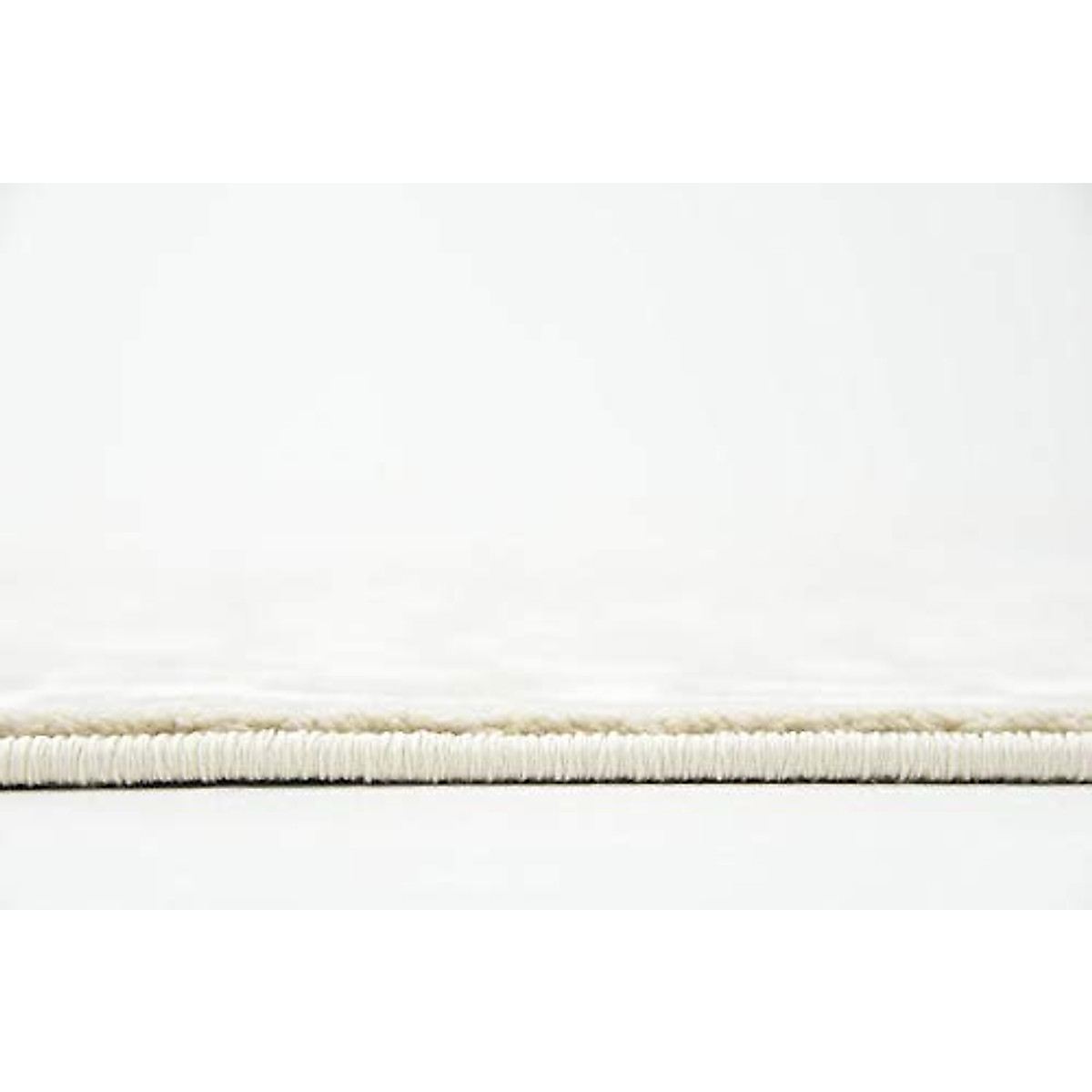 Unique Loom Rushmore Collection Area Rug - Johnson (5' 1" x 8' Rectangle, Snow White/ Beige)