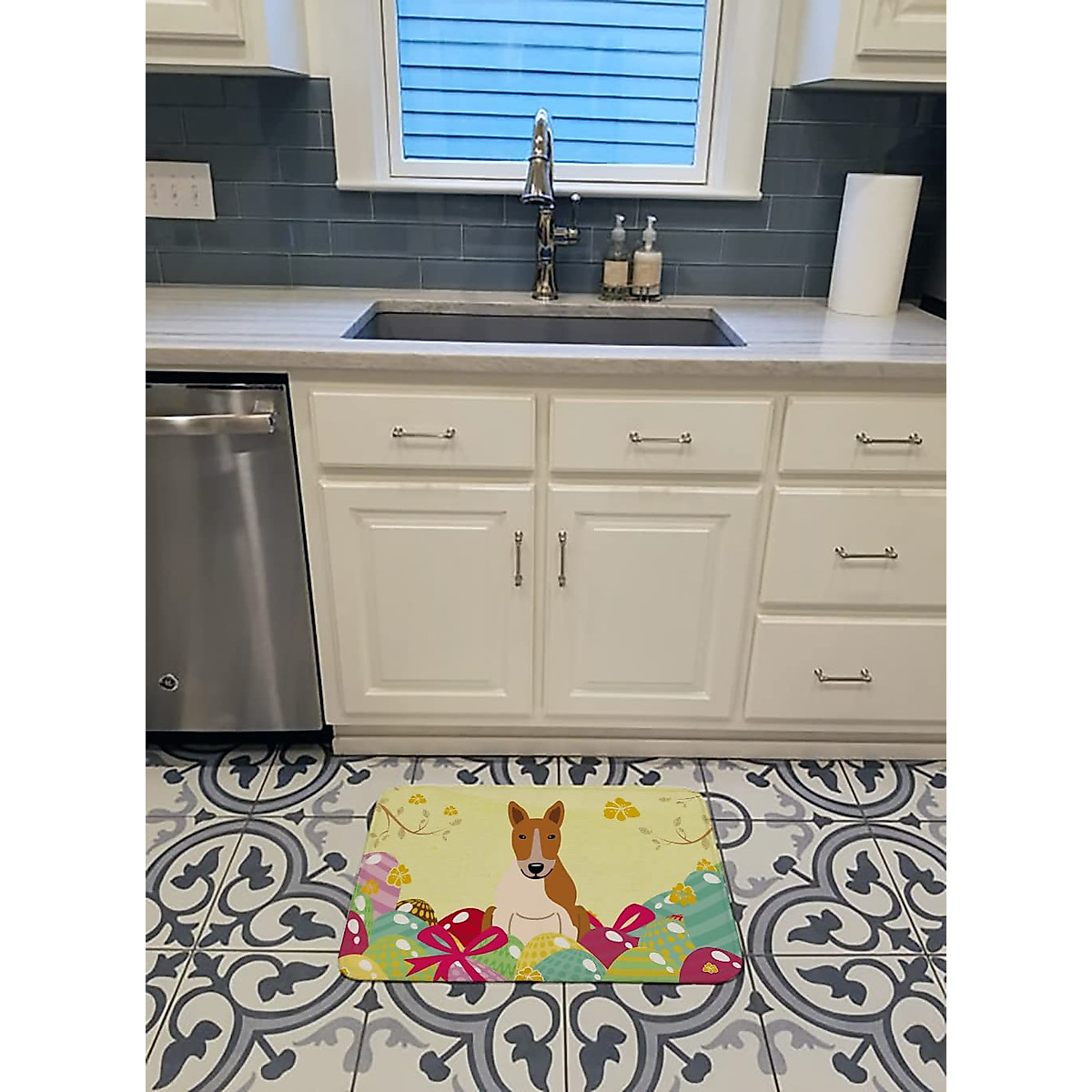 Caroline's Treasures BB6135RUG Easter Eggs Bull Terrier Red White Machine Washable Memory Foam Mat, Bathroom Rug, Non-Slip Bath Mat, Durable Thick Washable Rugs for Kitchen, Bathroom Quick Dry, Decora