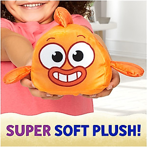 WowWee Baby Shark's Big Show! Reversible William Plush Flips Into Captain Kelp – Stuffed Animal Fish – Cute Plushies for Kids